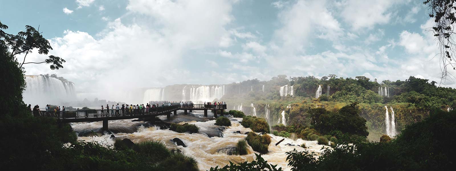 Spetterend Zuid-Amerika, bezoek de Iguaçu watervallen | TripTalk